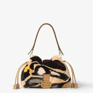 Fendi Mamma Baguette Medium