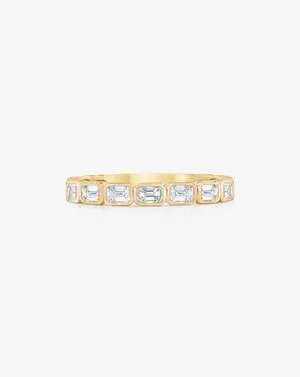 Ring Concierge Emerald Bezel Band In 14k Yellow Gold