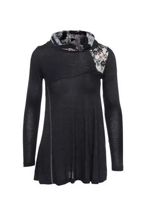 CONQUISTA Lace Detail Long Sleeve Top - Black