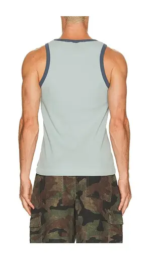 JUNGLES Read More Books Tank Top