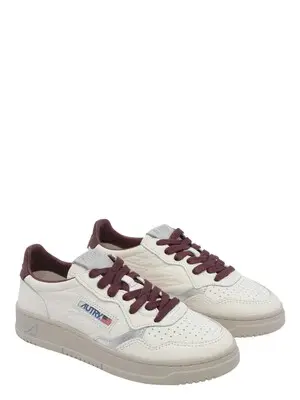 AUTRY Medalist Low Top Sneakers