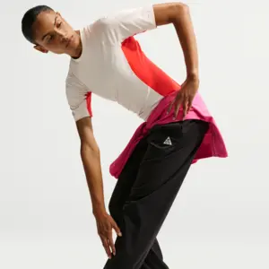 Nike Wildsee" Short-sleeve Base Layer Top