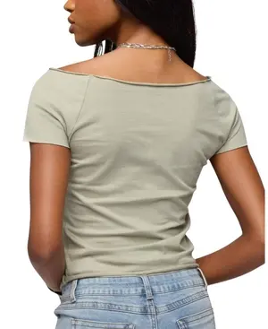 EDIKTED Kamalah Boat Neck Cotton T-shirt