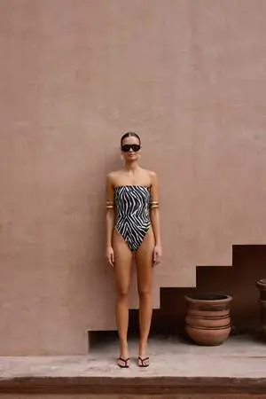 SAME LOS ANGELES Strapless One Piece