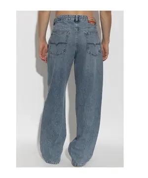 DIESEL® 2001 D-macro Jeans