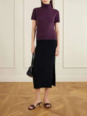 ALLUDE Cashmere Turtleneck Sweater