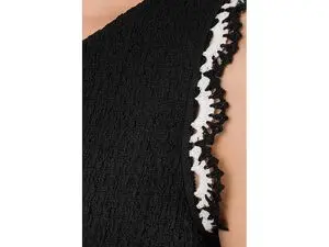 Vince Camuto Sleeveless Crewneck Tank With Scalloped Trim