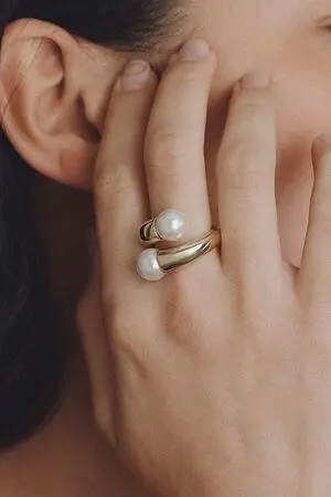 Anthropologie Chunky Twist Pearl Ring