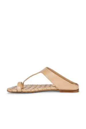 Bottega Veneta Livia Flat Thong Sandal - Shore