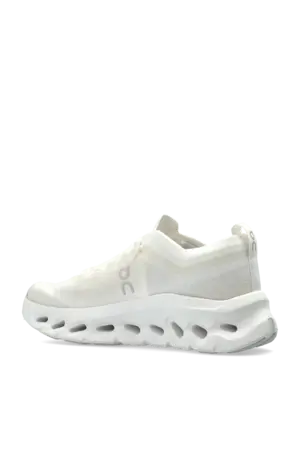 On Cloudtilt Moon’ Sports Shoes