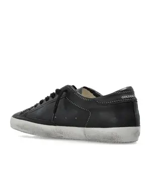 GOLDEN GOOSE Low-top Sneakers