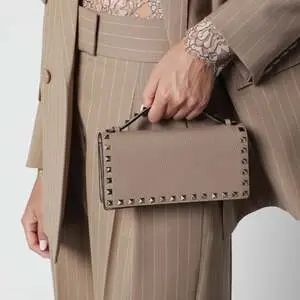 Valentino Garavani Rockstud Powder Chain Wallet