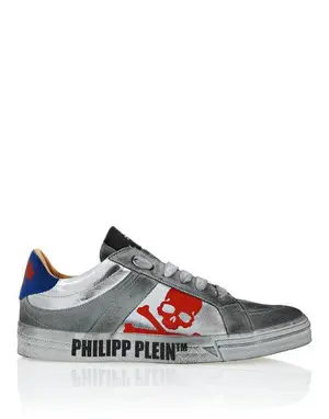 Philipp Plein Retrokickz Low-top Sneakers With Skull And Logo Accents
