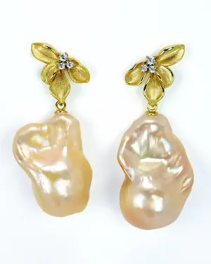 SMUCCII Creamiris Baroque Freshwater Pearl And Iris Earrings