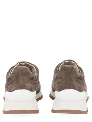 Brunello Cucinelli Runner In Camoscio Con Shiny Tab