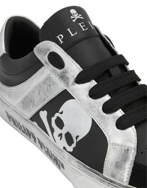 Philipp Plein Retrokickz" Low-top Sneakers With Skull Motif