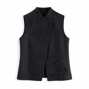 MUTE BY JL Wool Silk Embroidery Top - Black