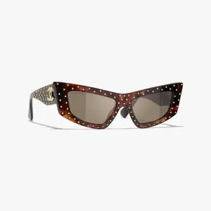Chanel Cat Eye Sunglasses - Tortoise