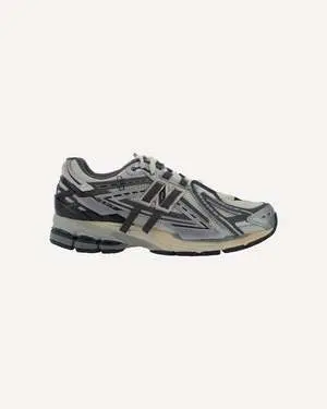 NEW BALANCE 1906a Sneakers - Silver