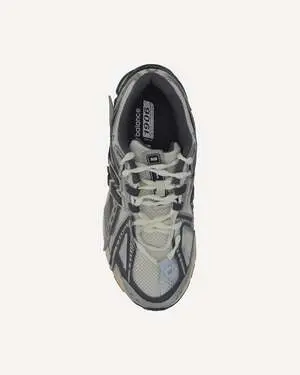 NEW BALANCE 1906a Sneakers - Silver