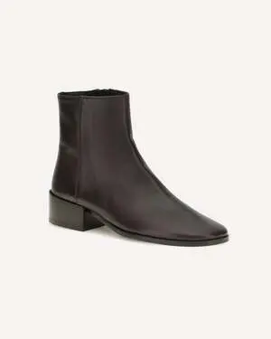 Dear Frances Riv02-river Boot