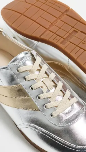 Vince La Runner Sneakers