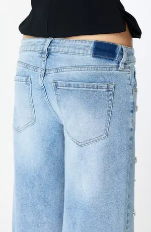 FADE OUT LOUD Stretch Wide Leg Jeans With Embellished Blooms