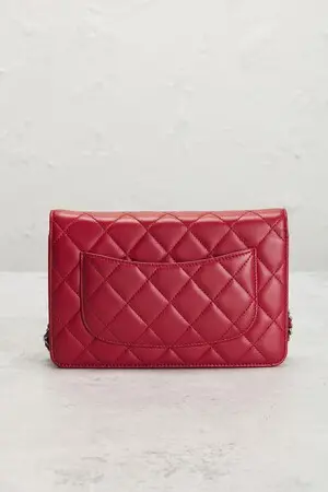 FWRD RENEW Chanel Lambskin Classic Wallet On Chain