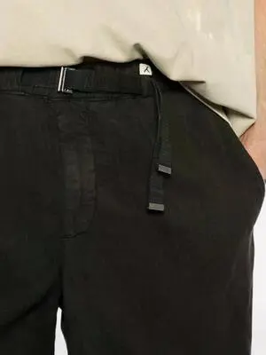 MYTHS Belted Straight-leg Shorts