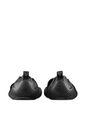 VIVOBAREFOOT Motus Studio Elasticated-strap Ballet Flats