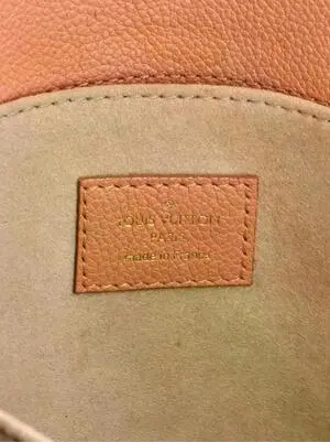 LOUIS VUITTON Pochette Metis Monogram Empreinte Giant Crossbody Bag - Pink