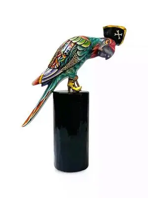 TOMS DRAG Captain Jack S. Parrot Figurine - Green