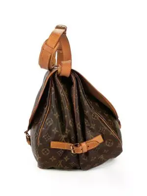 LOUIS VUITTON Gm Saumur Monogram Shoulder Bag