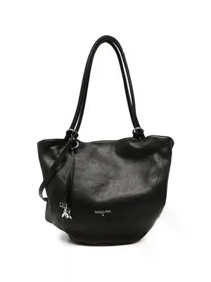 Patrizia Pepe Logo-plaque Leather Shoulder Bag - Black