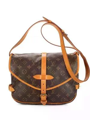 LOUIS VUITTON 25 Saumur Monogram Canvas Shoulder Bag - Brown