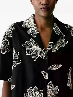 Sisley Floral Embroidered Short-sleeve Shirt