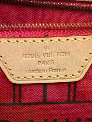 LOUIS VUITTON 2020 Monogram Neverfull Pm Tote Bag