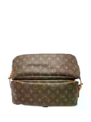 LOUIS VUITTON 1991 Monogram Saumur 35 Crossbody Bag