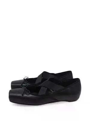 CHRISTIAN LOUBOUTIN Cassiasticina Bow Detail Ballet Flats - Black