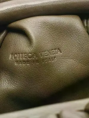 Bottega Veneta The Pouch Shoulder Bag - Green