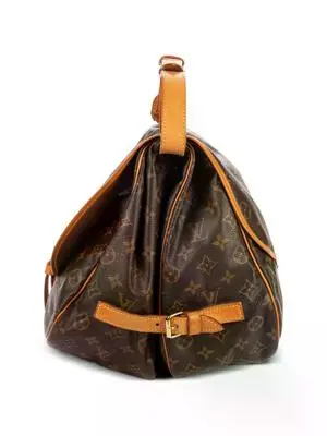 LOUIS VUITTON 1993 Gm Saumur Monogram Canvas Shoulder Bag