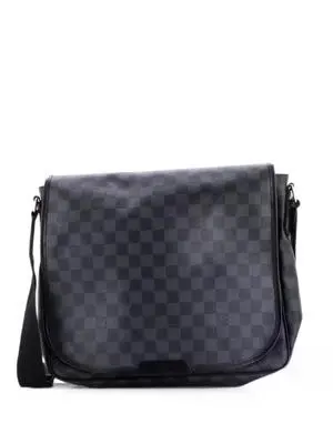 LOUIS VUITTON Daniel Messenger Bag Damier Graphite Mm Crossbody Bag - Black
