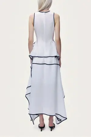 NOCTURNE Contrast Trim Peplum Top