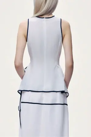 NOCTURNE Contrast Trim Peplum Top