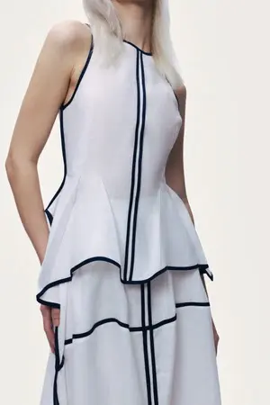 NOCTURNE Contrast Trim Asymmetric Hem Skirt