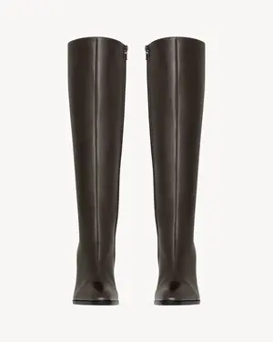 Saint Laurent Venetia Boots In Smooth Leather