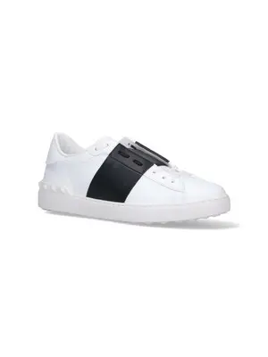 Valentino Garavani Rockstud Untitled Leather Sneakers