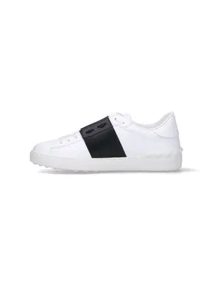 Valentino Garavani Rockstud Untitled Leather Sneakers