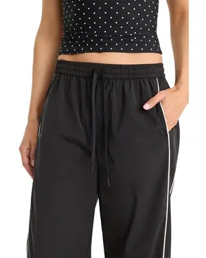 Good American Pull On Pants