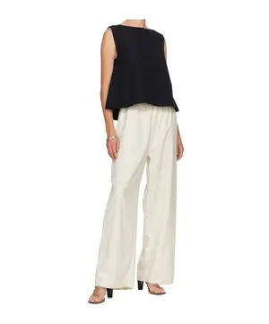 BASERANGE Sleeveless Top